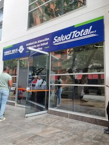 Salud Total (Valle del Cauca, Municipio de Santiago de Cali, Comuna 3, Carrera 4 Norte, 18-NORTE-42), tıp merkezleri ve klinikler  Cali'den