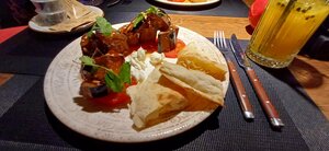 Ojakhuri (ulitsa Lenina No:76/6, selo Pavlovskaya Sloboda), kafe  Moskova ve Moskovskaya oblastından