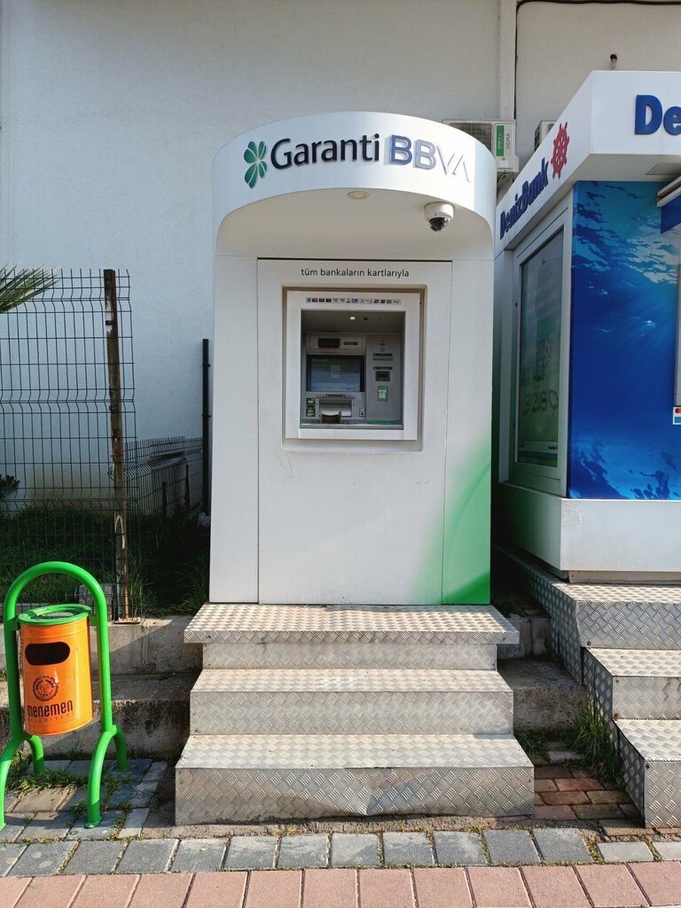 ATM'ler Garanti BBVA ATM, İzmir, foto