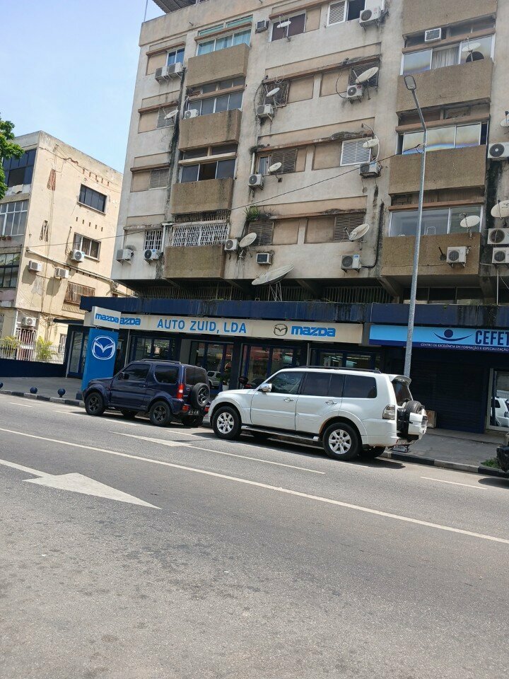 Mobilya mağazaları AutoZuid Mazda, Loanda, foto