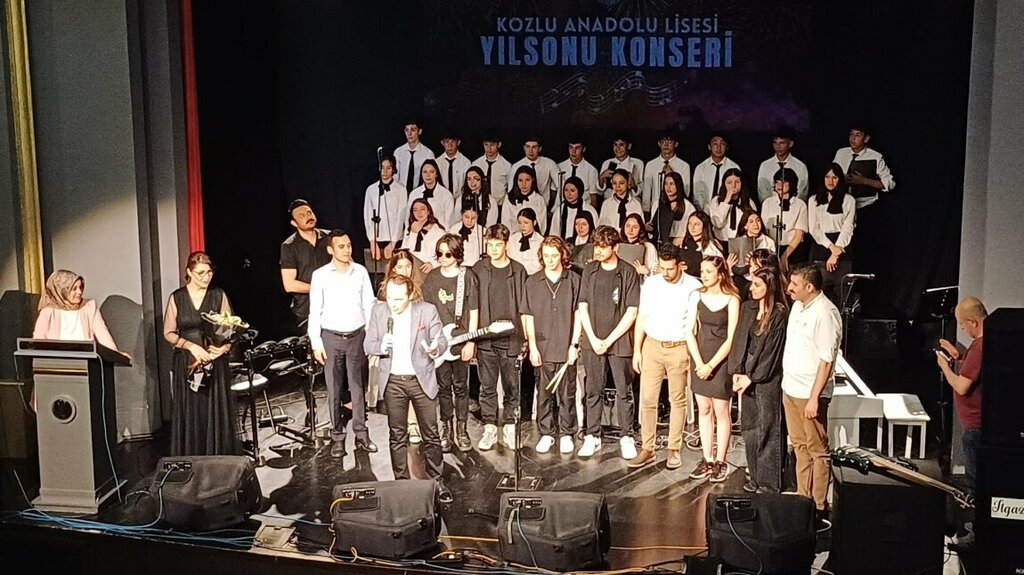Lise Kozlu Anadolu Lisesi, Kozlu, foto