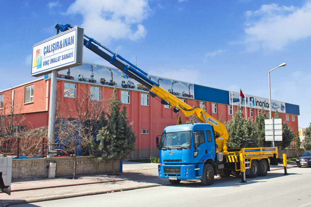 Sanayi kuruluşu Çalışır İnan Makina Vinç, Konya, foto