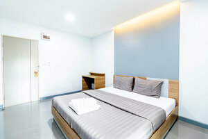 Be Wish Residence (Bangkok), otel  Bangkok'tan