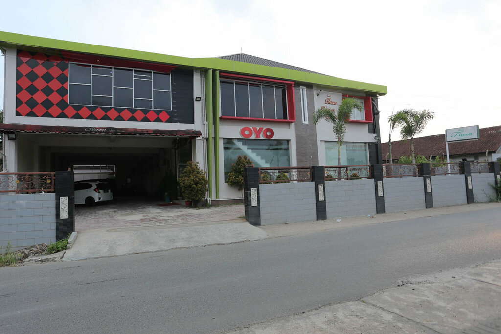 Otel Oyo 1864 Tiara Guest House, Banjarmasin, foto