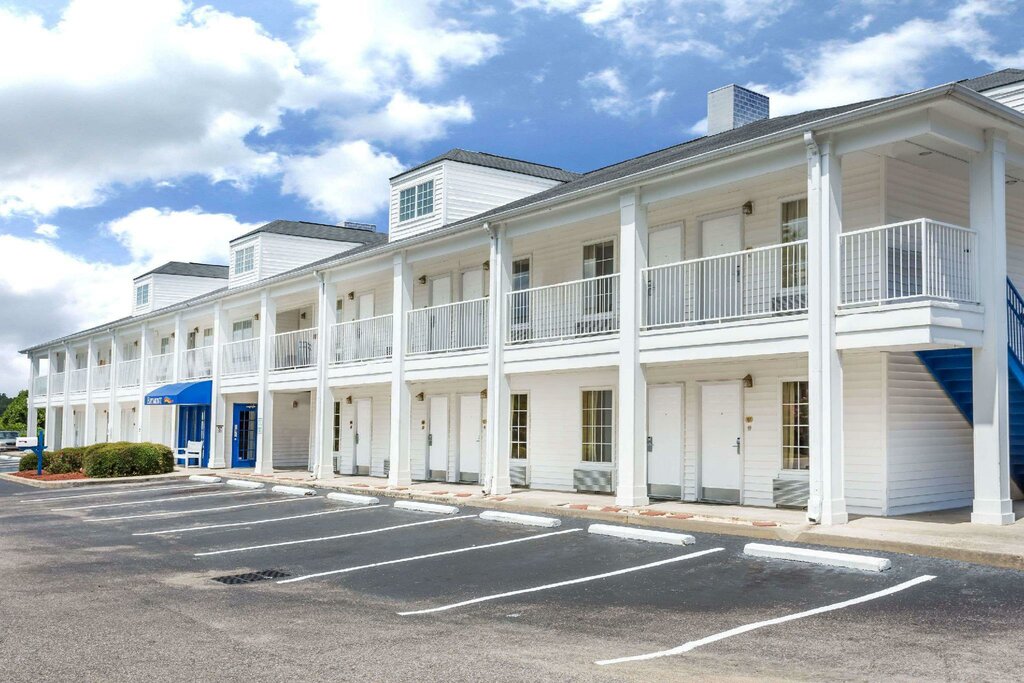 Otel Baymont Inn & Suites - Orangeburg, Güney Carolina, foto