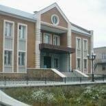 Billiards Cafe (ulitsa Frunze No:2), otel  Kıştım'dan