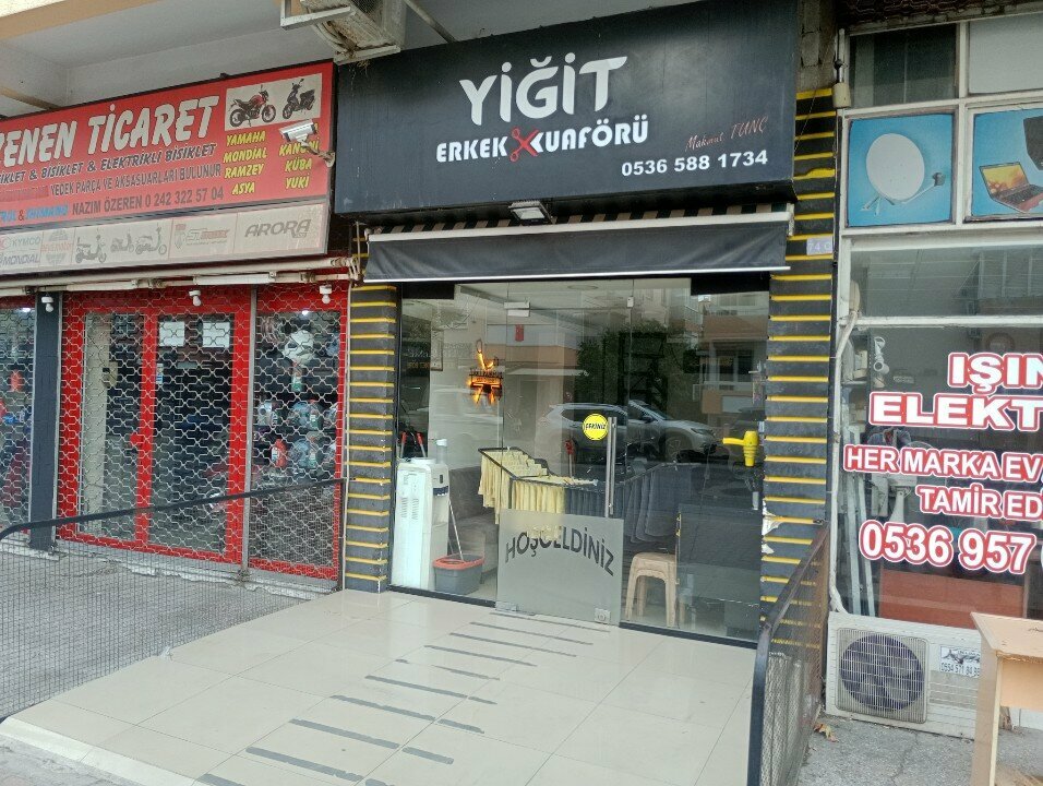 Kuaförler Yiğit Erkek Kuaförü, Antalya, foto