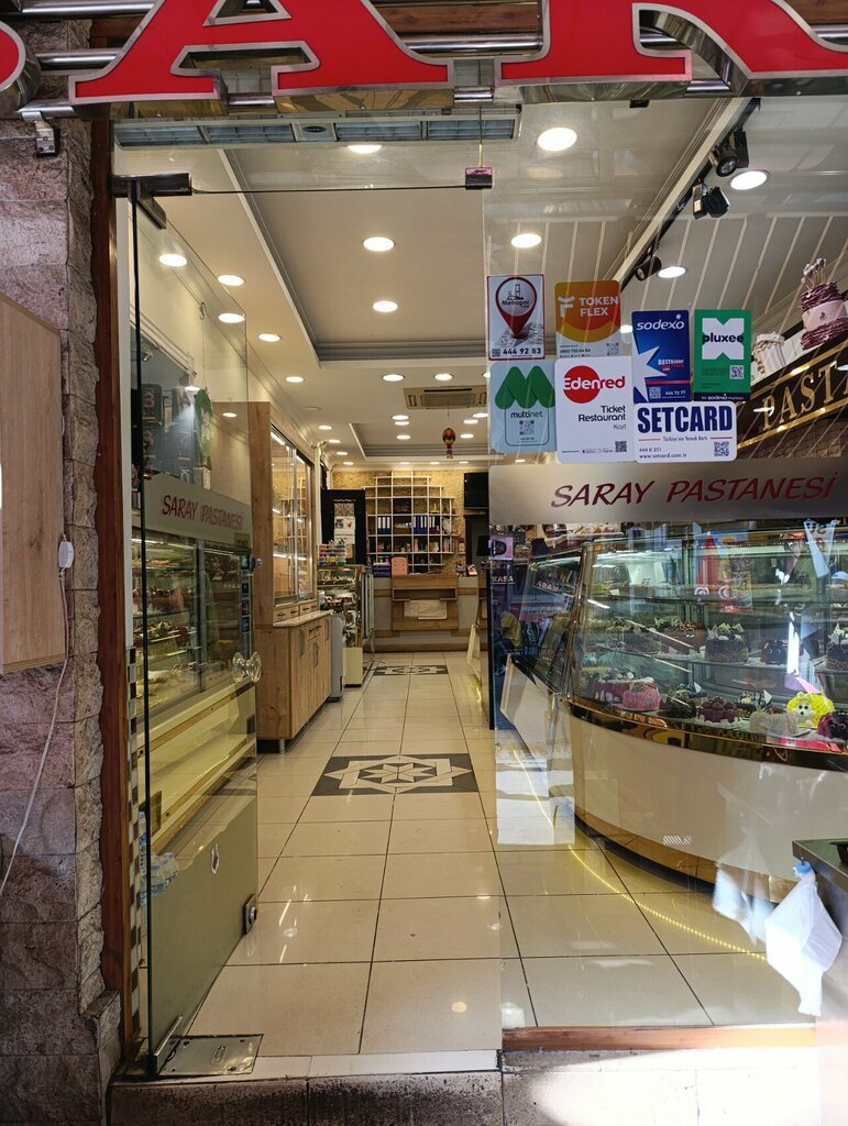 Pasta, şekerleme ve tatlı Saray Pastanesi, İzmir, foto