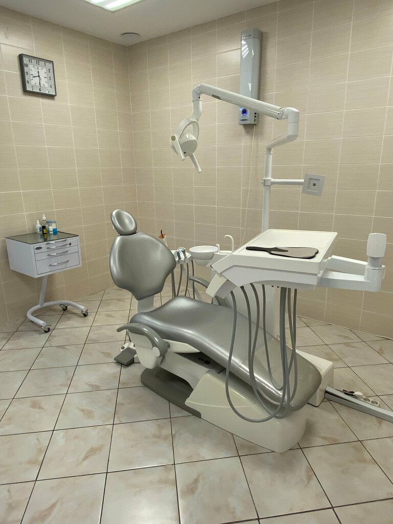 Tıp merkezleri ve klinikler Денталь, Altayski krayı, foto