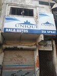 Hala autos (Province of Sindh, Karachi, Colombo Street), motosiklet yedek parçaları  Karaçi'den
