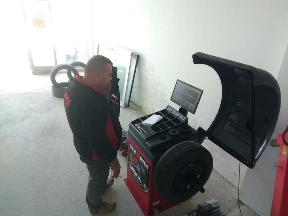 Otomobil yedek parçaları Durak Oto Lastik, Çanakkale, foto