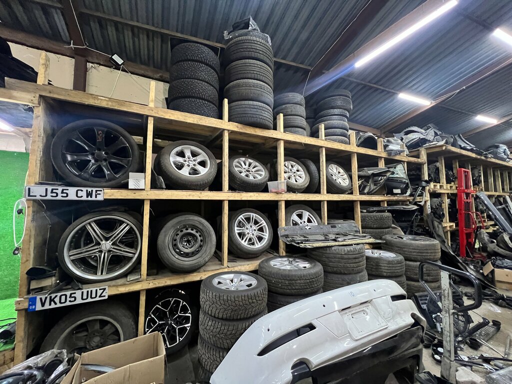 Çıkma yedek parça Kant Avto, Moskova, foto