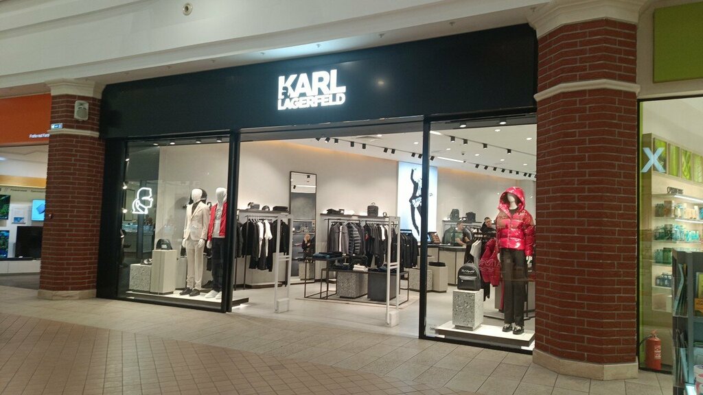 Giyim mağazası Karl Lagerfeld, Kaliningrad, foto