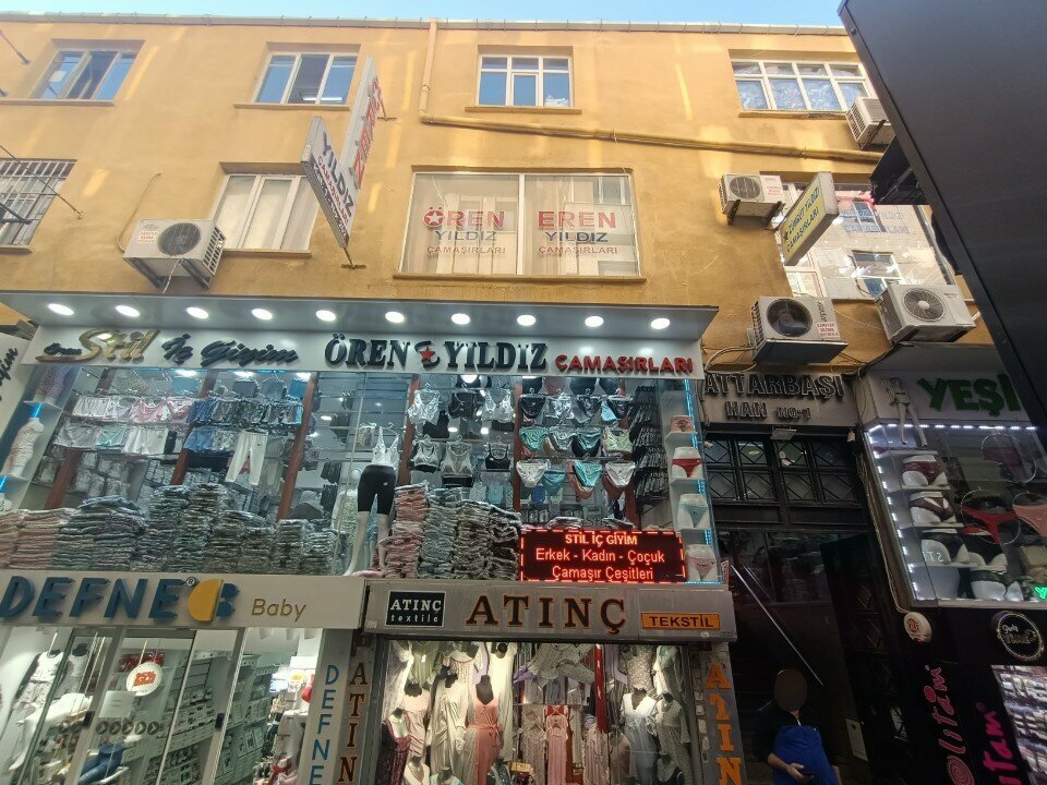 Giyim mağazası Atınç Tekstil, İstanbul, foto