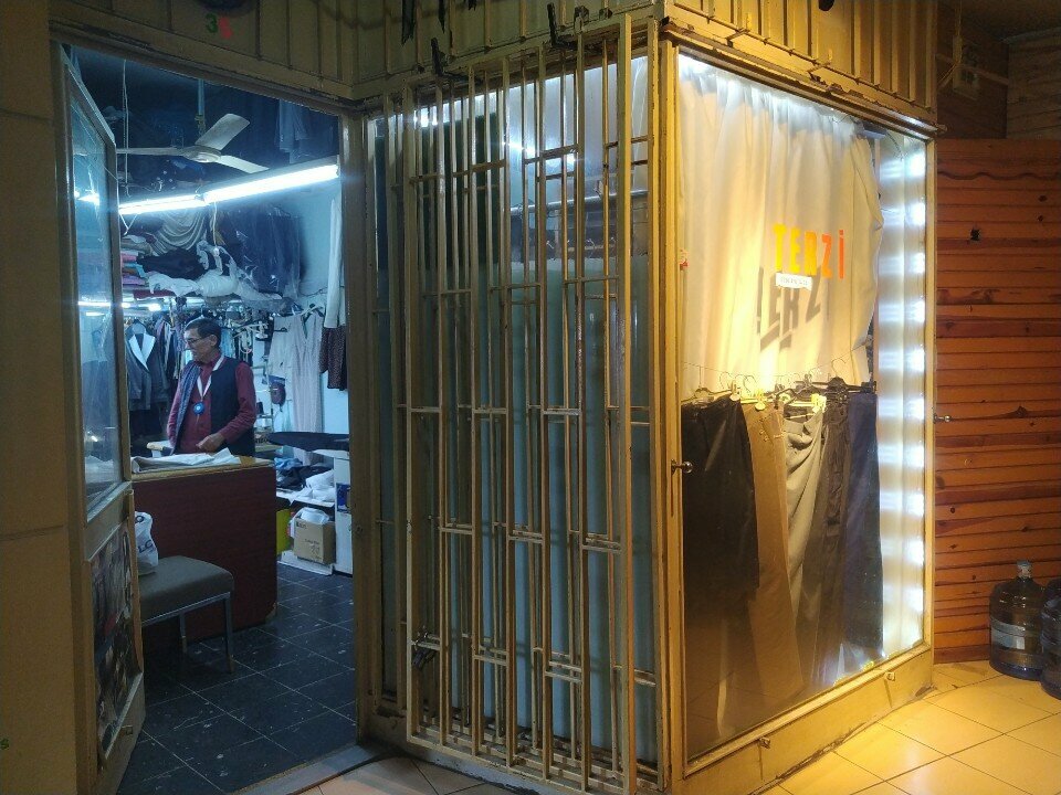 Terziler Özlem Moda Evi, İstanbul, foto