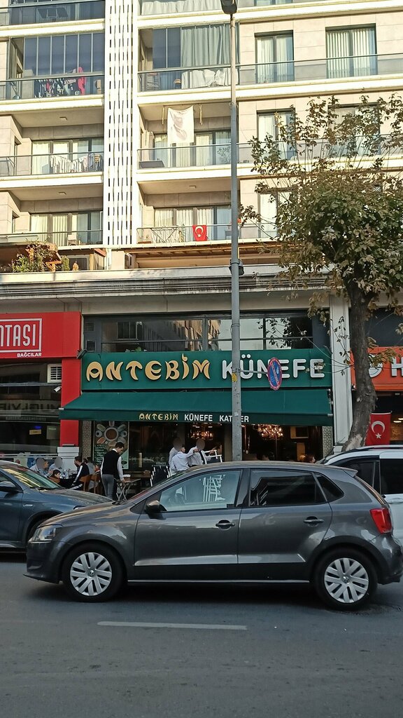 Kafe Antebim Künefe, İstanbul, foto