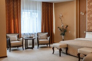 Tom (Yeniseyskaya ulitsa No:23А), otel  Vladivostok'tan