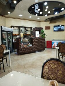 La Cafe (Oktyabrskaya Street No:46А, stanitsa Dakhovskaya), kafe  Adıge Cumhuriyeti'nden