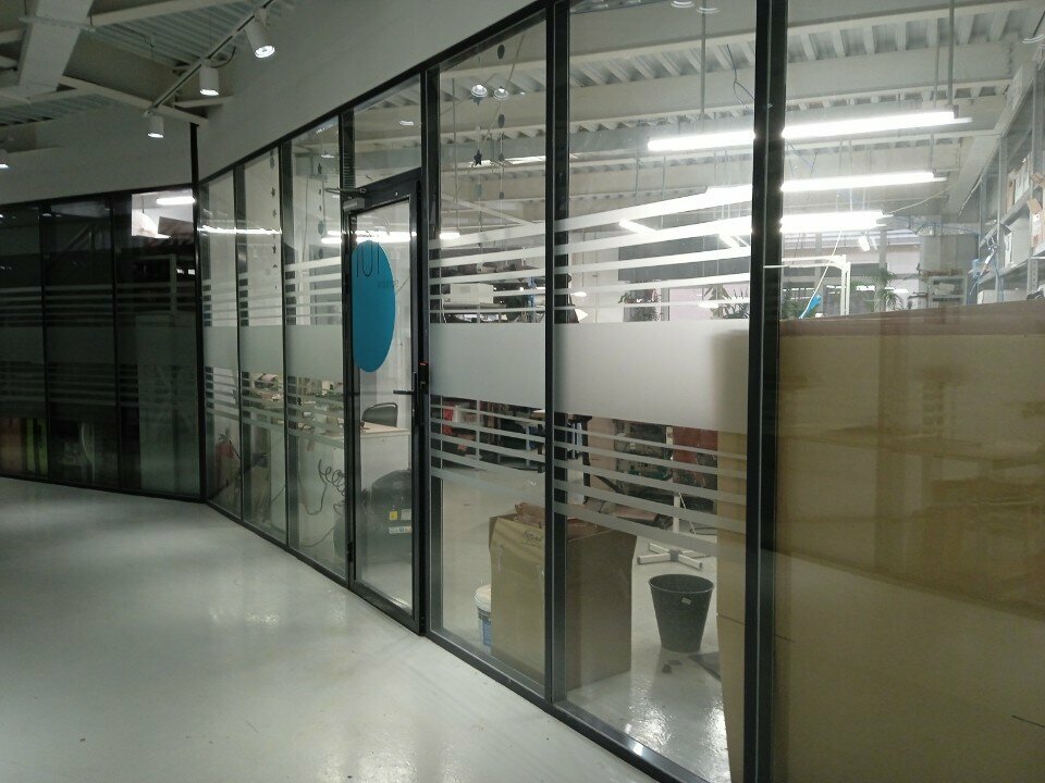 Çanta ve valiz mağazaları Jenёk, Saint‑Petersburg, foto