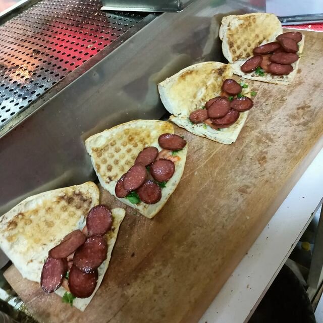 Süt ürünleri satış mağazaları Halil Efe Kasap Şarküteri, Akhisar, foto