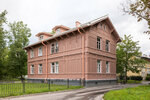 Country club Dacha (St. Petersburg Avenue No:25А), otel  Peterhof'tan