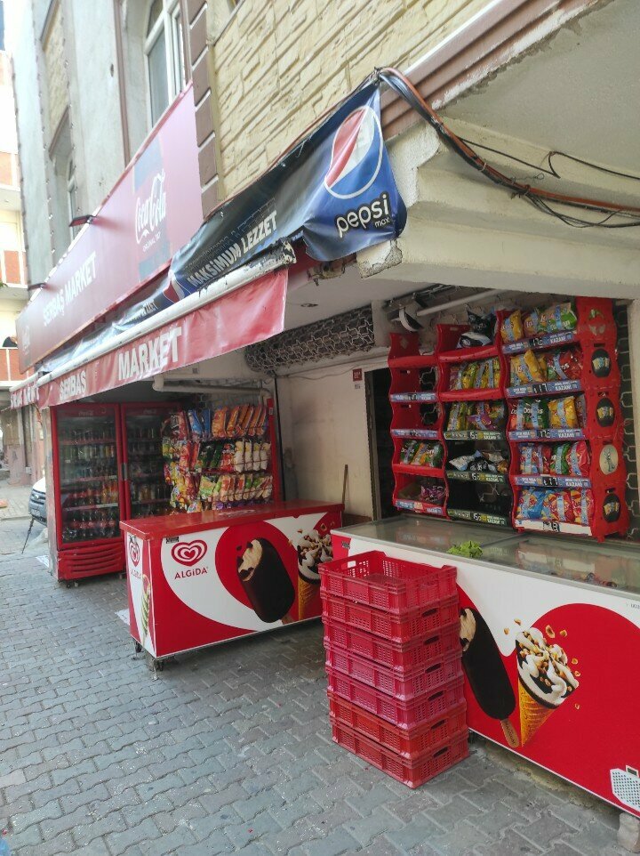 Mini-market Serbaş Market, İstanbul, foto
