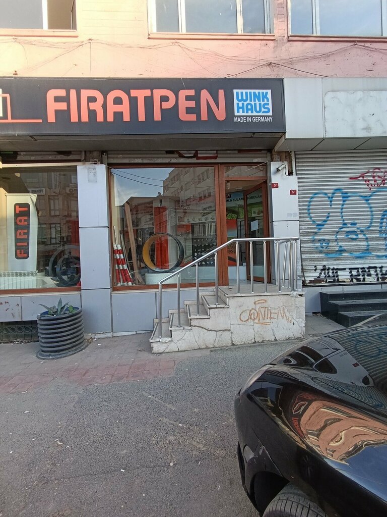 Plastik ürün üreticileri Fırat Pazarlama, İstanbul, foto