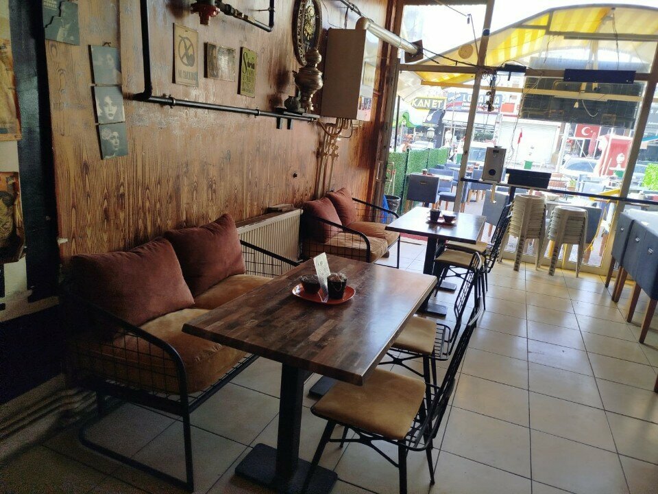 Kafe Emiray Cafe, Konya, foto