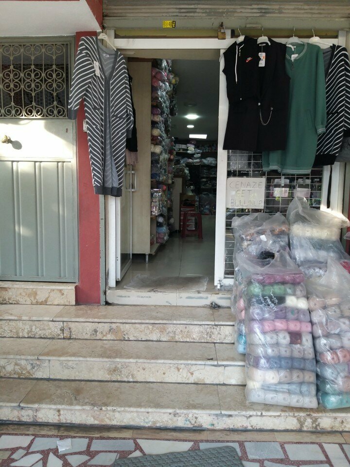 Tuhafiyeler Yılmaz Tuhafiye, Adana, foto