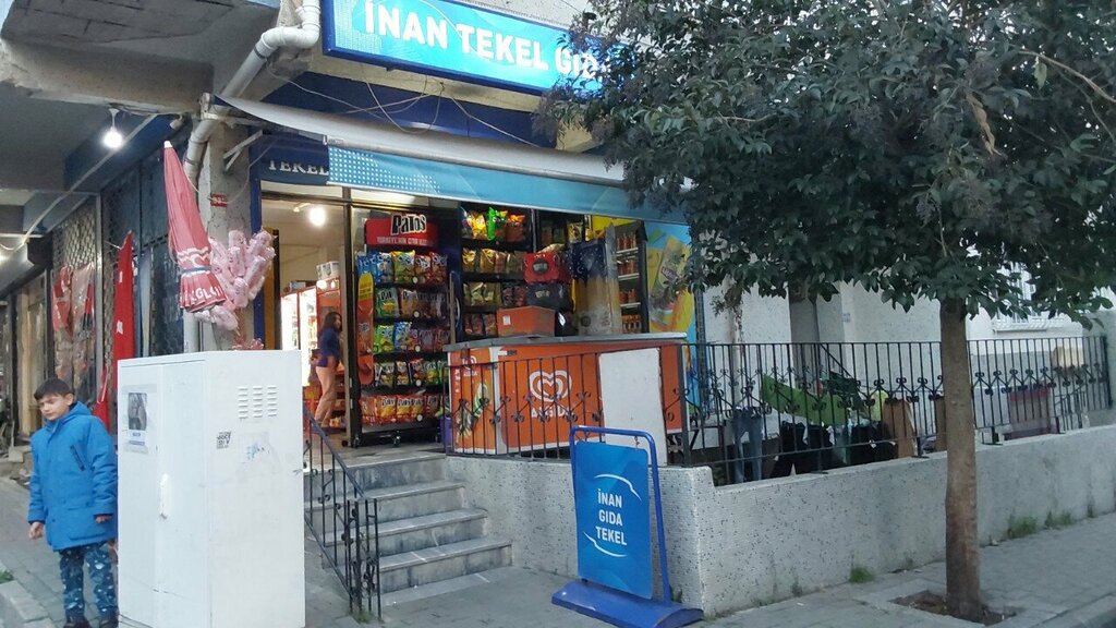 Alkollü içecekler İnan Tekel Gıda, İstanbul, foto