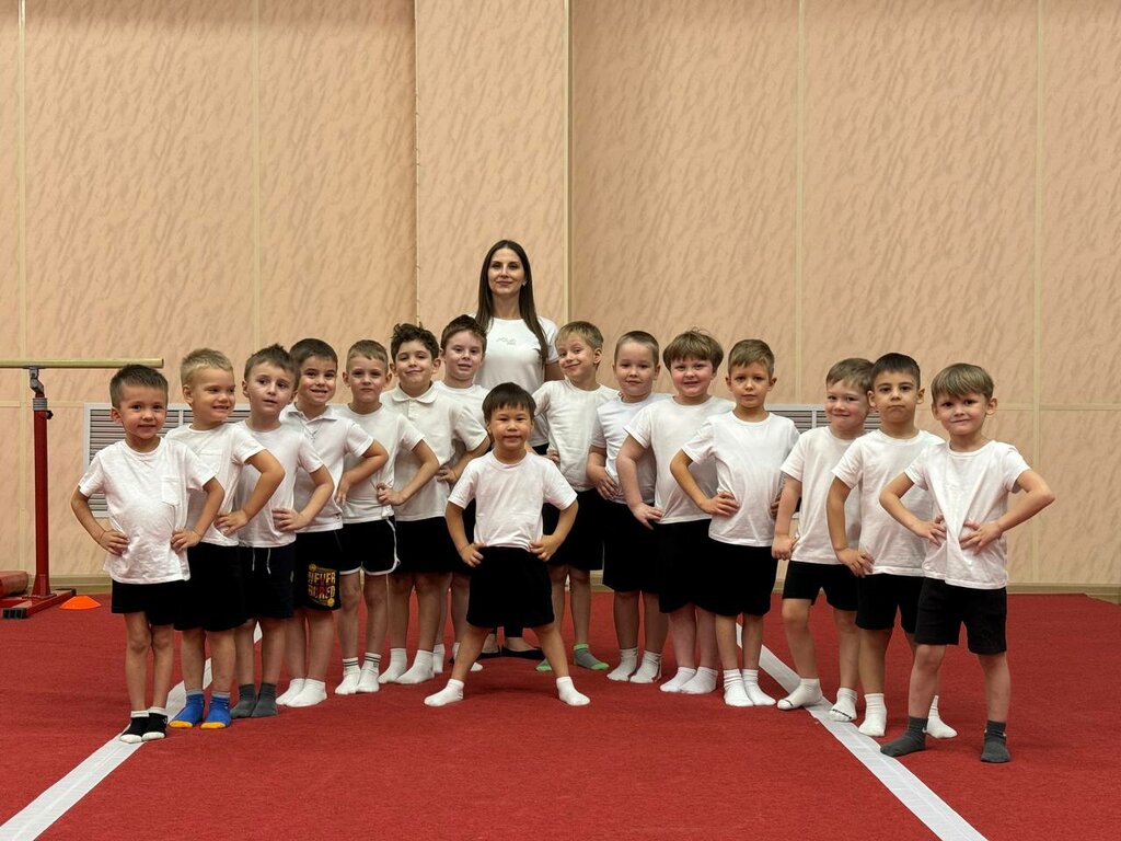 Spor kulüpleri Sekciya Ofp i gimnastika, Krasnodar, foto