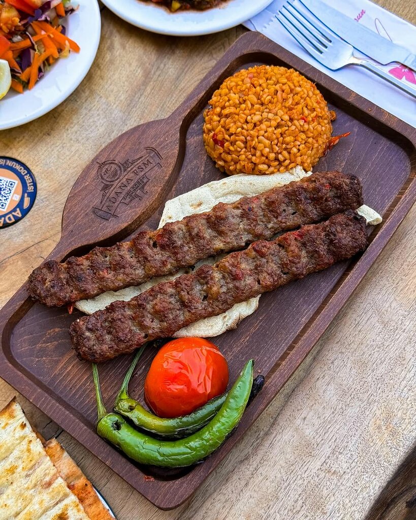 Kafe Adana Fsm Zırh Kebap, İstanbul, foto