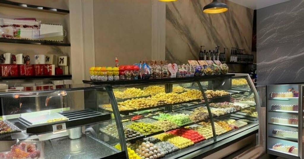 Kafe Almira Cafe, Kızıltepe, foto