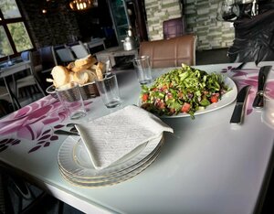 Zirve Restaurant (Yavuzköy Mah., Artvin Ardahan Yolu, No:43, Şavşat, Artvin), kafe  Şavşat'tan