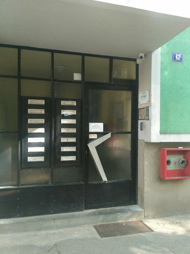 Özel muayenehaneler Prof. Dr Đorđe Jajić, Novi Sad, foto