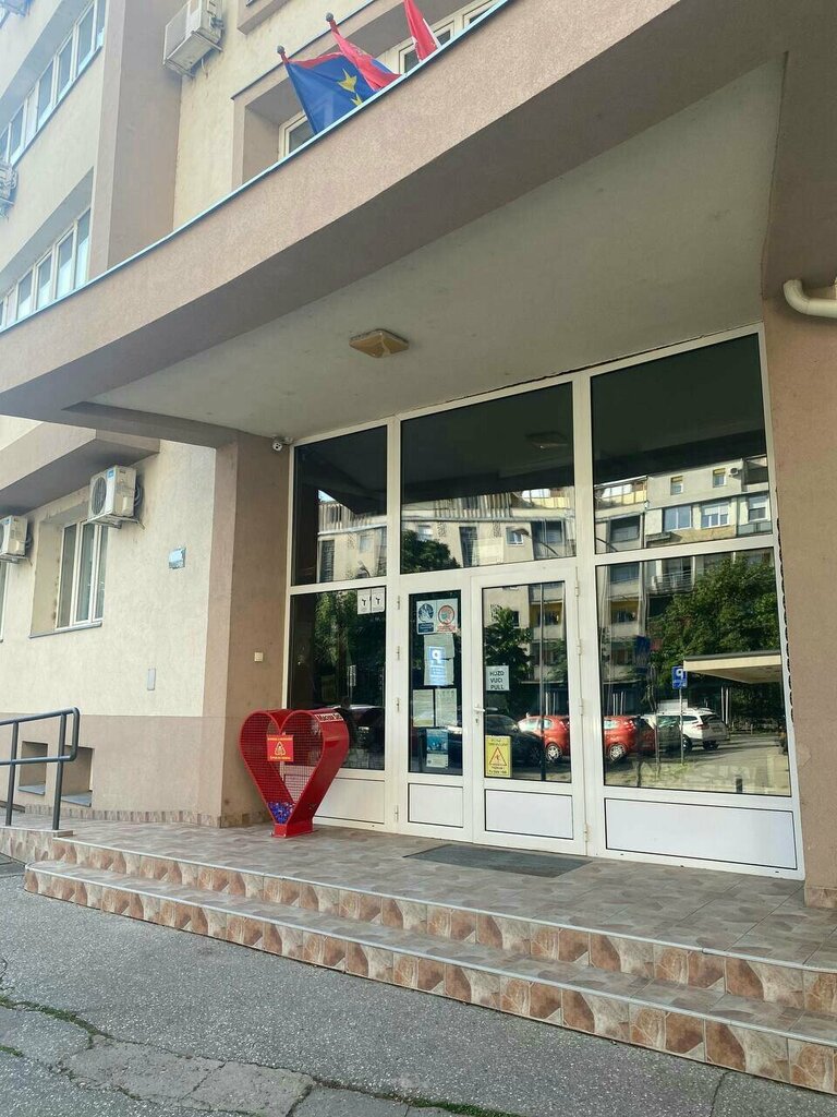 Avukatlar Milan Uzelac, Novi Sad, foto