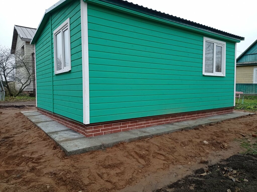 Yazlık ev inşaatı Dom po karmanu, Velikie Luky, foto