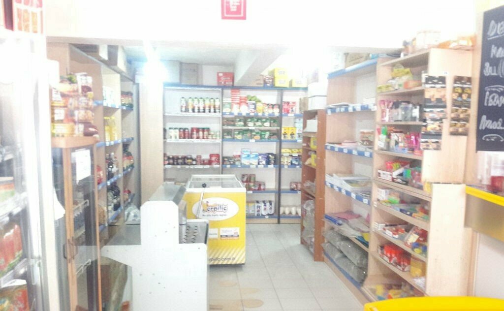 Market Kılıç Büfe, Burhaniye, foto