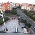 Erişler Ehlibeyt Cami (Kocaeli, Çayırova, Özgürlük Mah., Yunus Emre Cad., 28), cami  Çayırova'dan