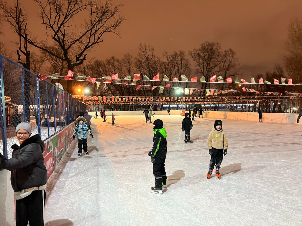 Buz pateni pistleri Ice rink, Moskova, foto