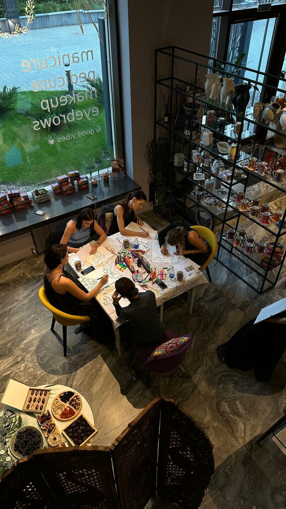 Çömlek atölyesi Two Fridas, Moskova, foto