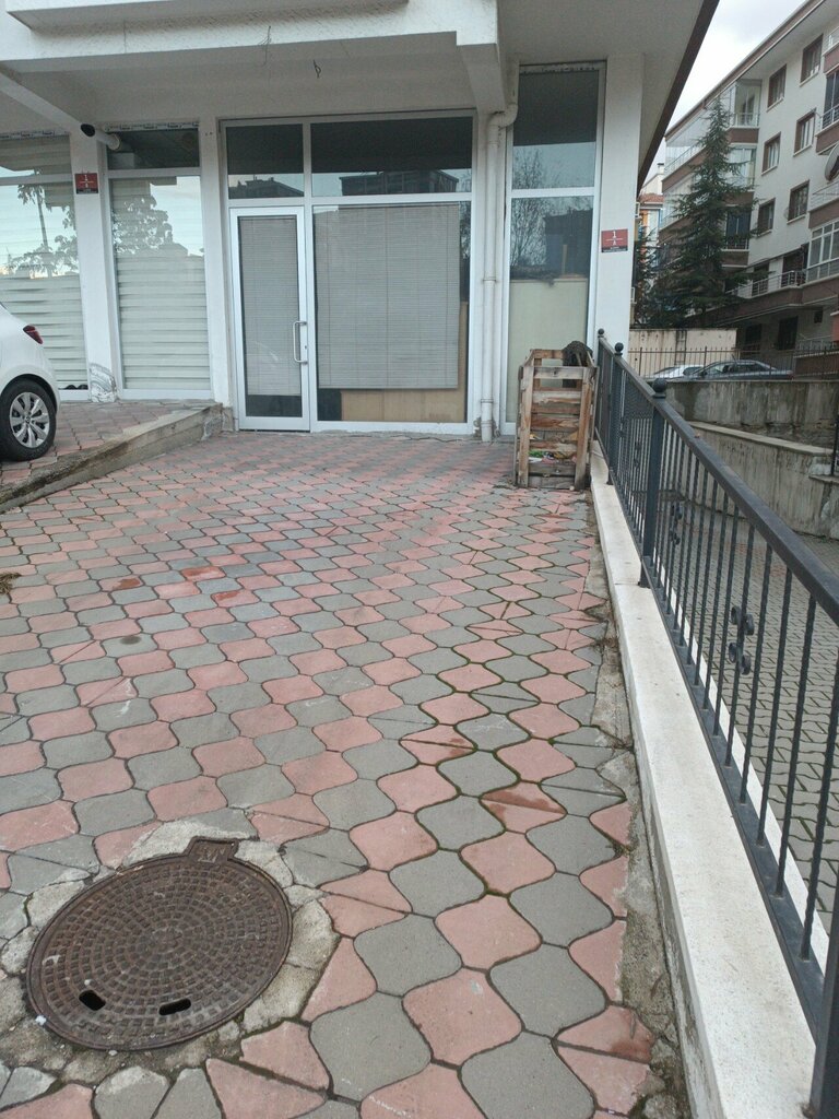 Emlak ofisi Özçelik Emlak, Ankara, foto