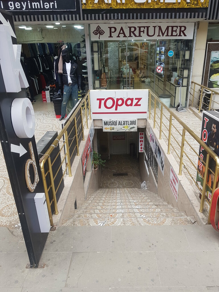 Şans oyunu bayileri Topaz, Bakü, foto