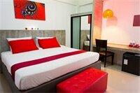 Oyo 412 7 Days Hotel (Chiang Mai Province, Chiang Mai), otel  Chiang Mai'den