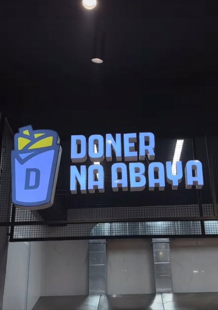 Fast food Doner on Abay, Almatı, foto