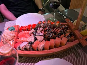 Osaka (Pobeda Revolyutsii Avenue No:118, Shakhty), restoran  Şahty'den