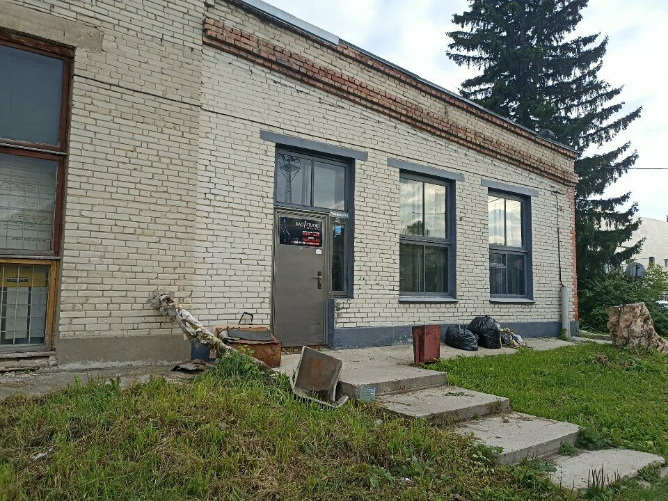 Oto döşeme Kadstudio, Novosibirsk, foto