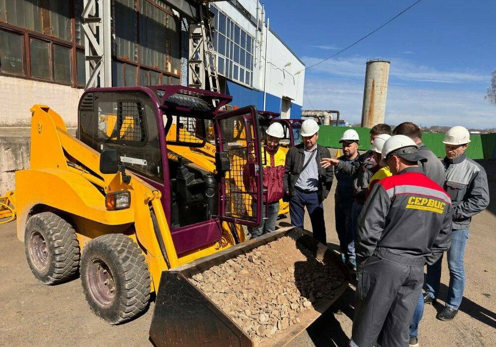 Yol yapım ekipmanları Сервис-Четра, Cheboksary, foto