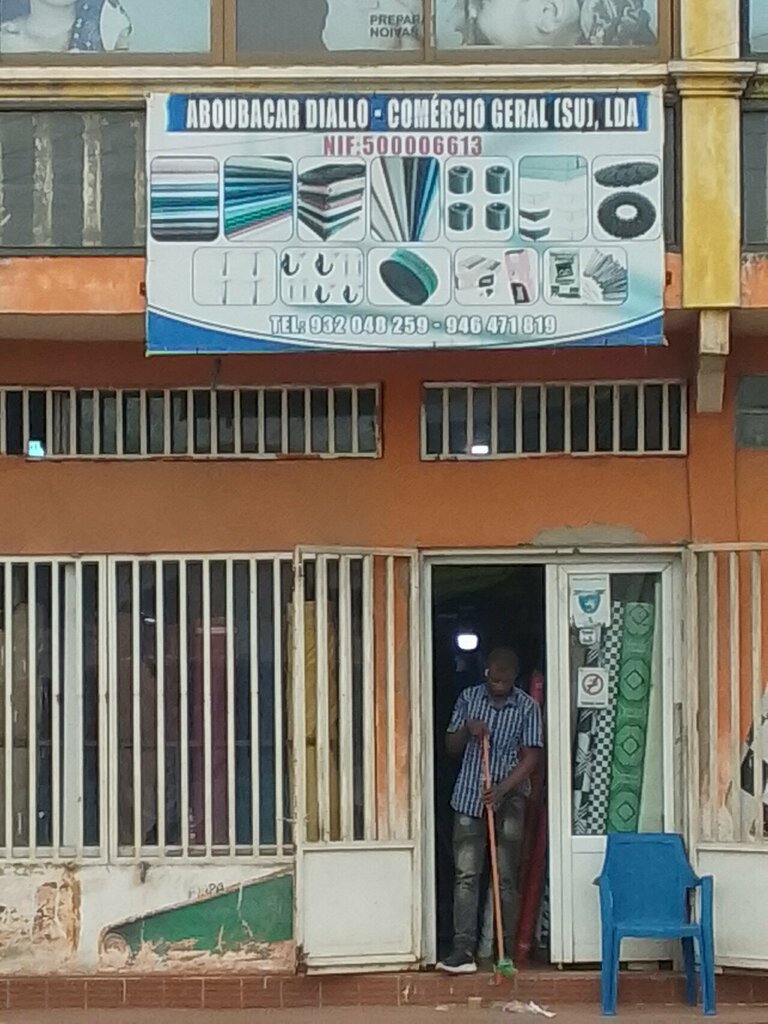 Büyük mağazalar Boutique, Loanda, foto