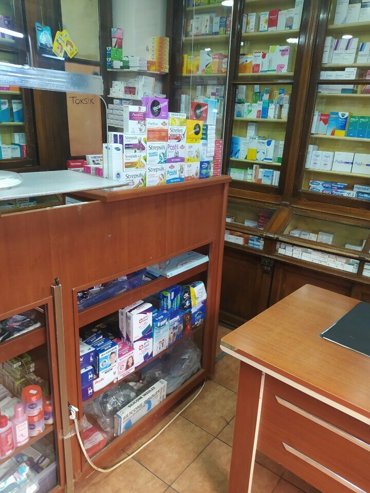 Eczaneler Balat Merkez Eczanesi, İstanbul, foto